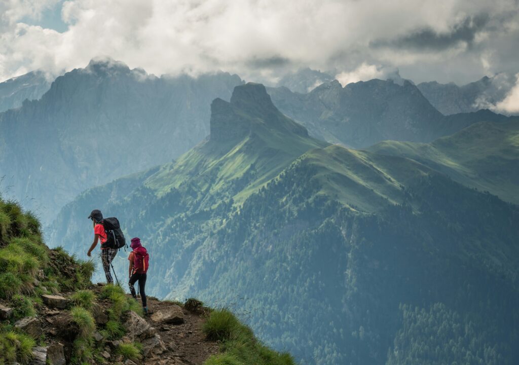 The Complete Guide to Hiking (All You Need To Know)
